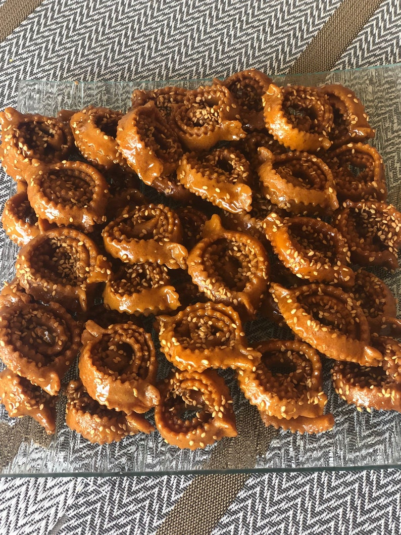 Moroccan Chebakia: Handcrafted Pastry With Orange Blossom Water and ...