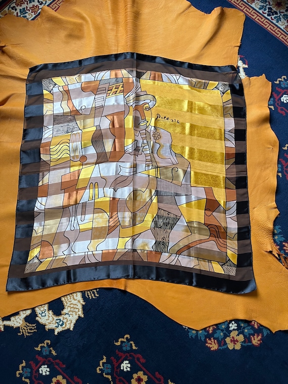 Pablo Picasso vintage silk scarf in excellent conditi… - Gem
