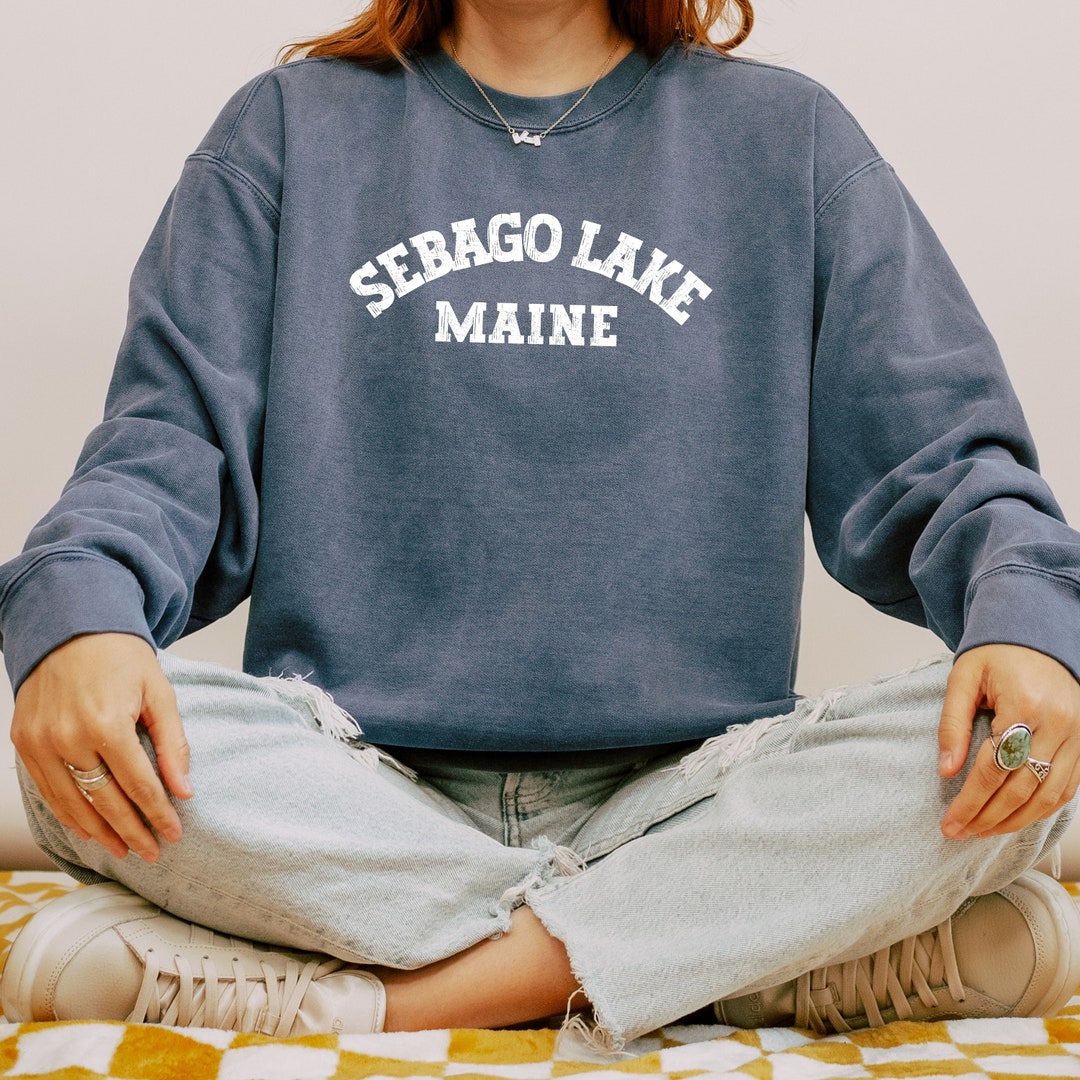 Sebago Lake, Maine, Retro, Rustic, Vintage Style Font/text, Unisex ...