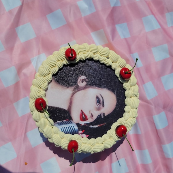 Lana Del Rey Cake Topper - Etsy