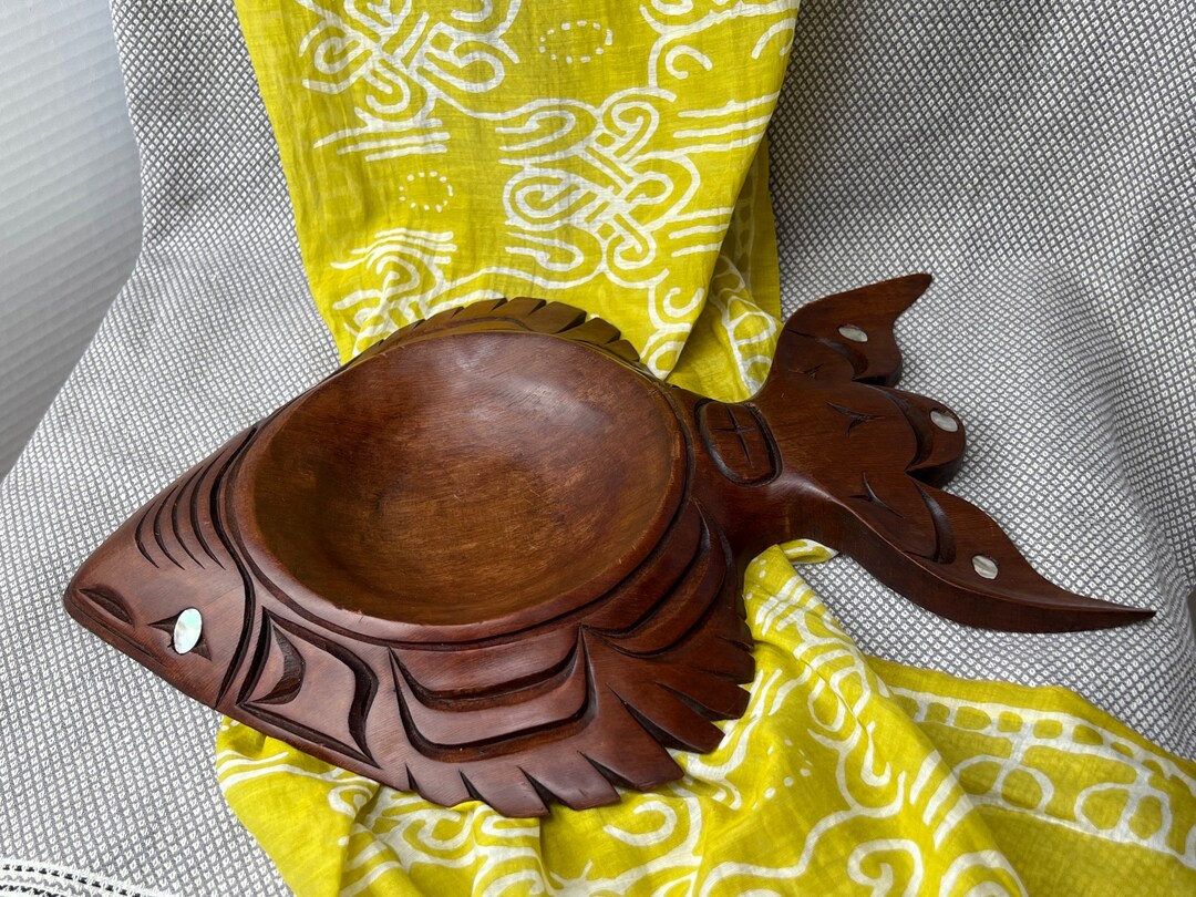 Vintage Hand Carved Halibut Bowl Signed G.nookmis, Nuu-chah-nulth ...