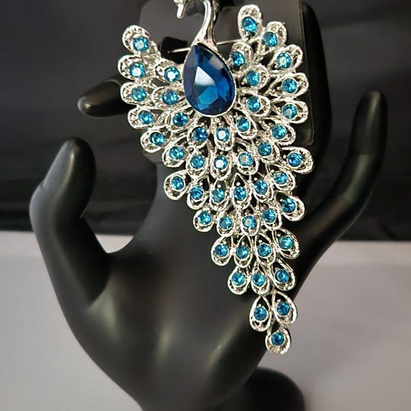 Teal Christmas Brooch - Etsy