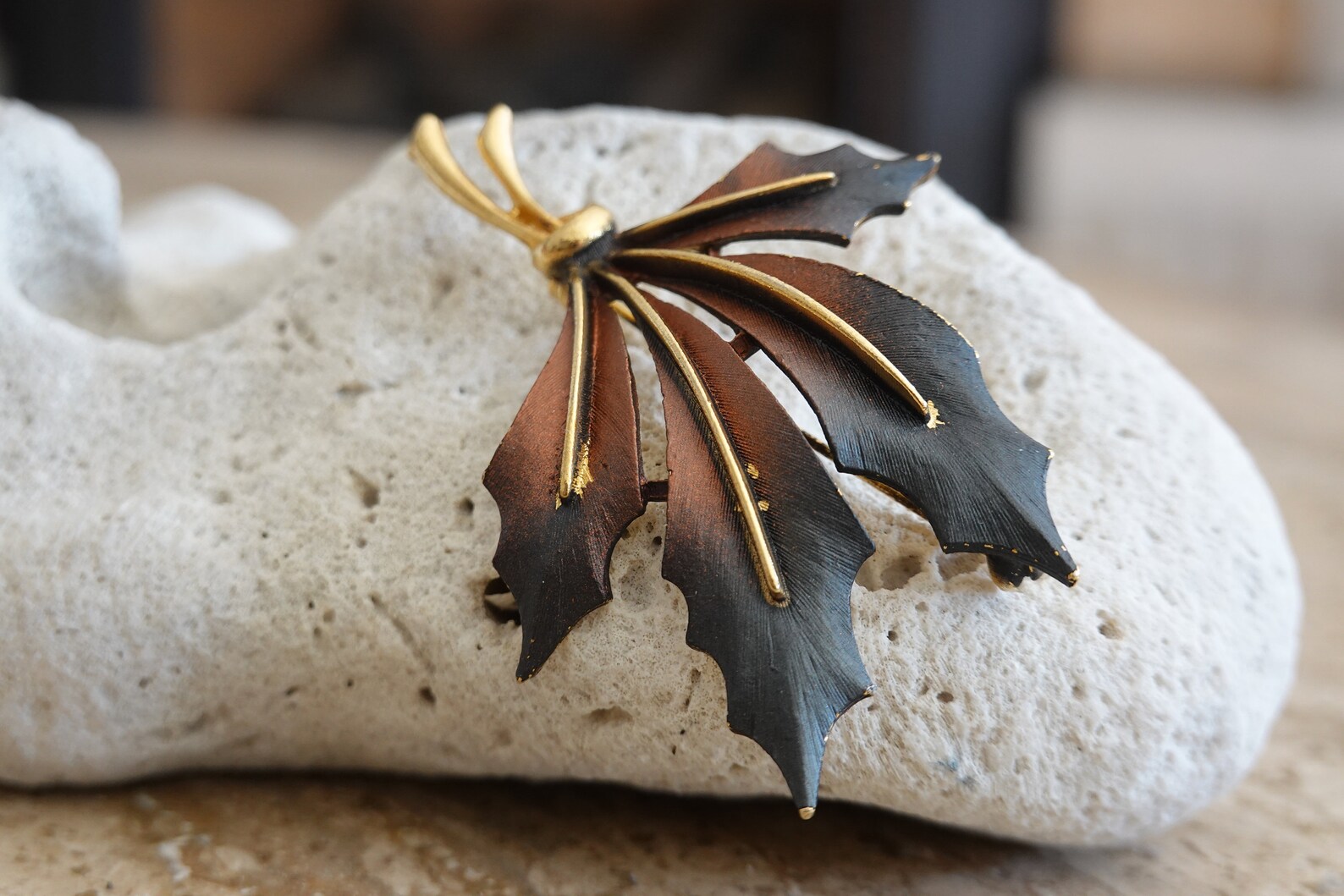 Rare Vintage Lind Gal Signed Goldtone Enamel Oak Leaf Brooch - Etsy