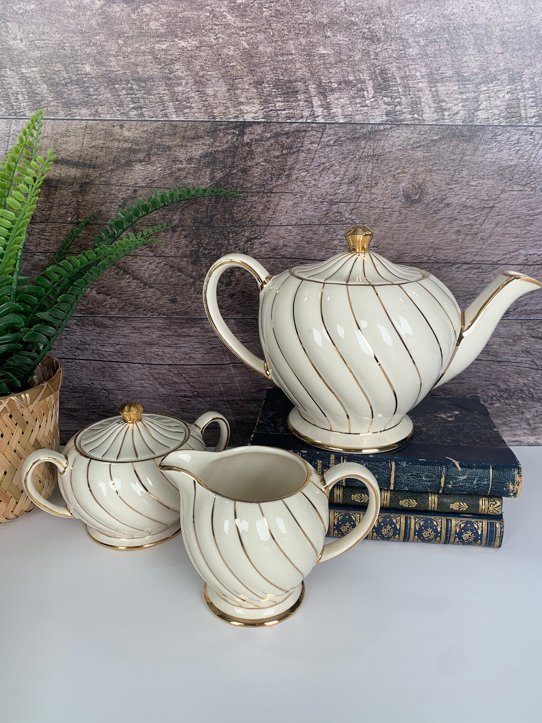 Sadler 5 Pieces Tea Set, Teapot Creamer Sugar Bowl With Lid. White With ...
