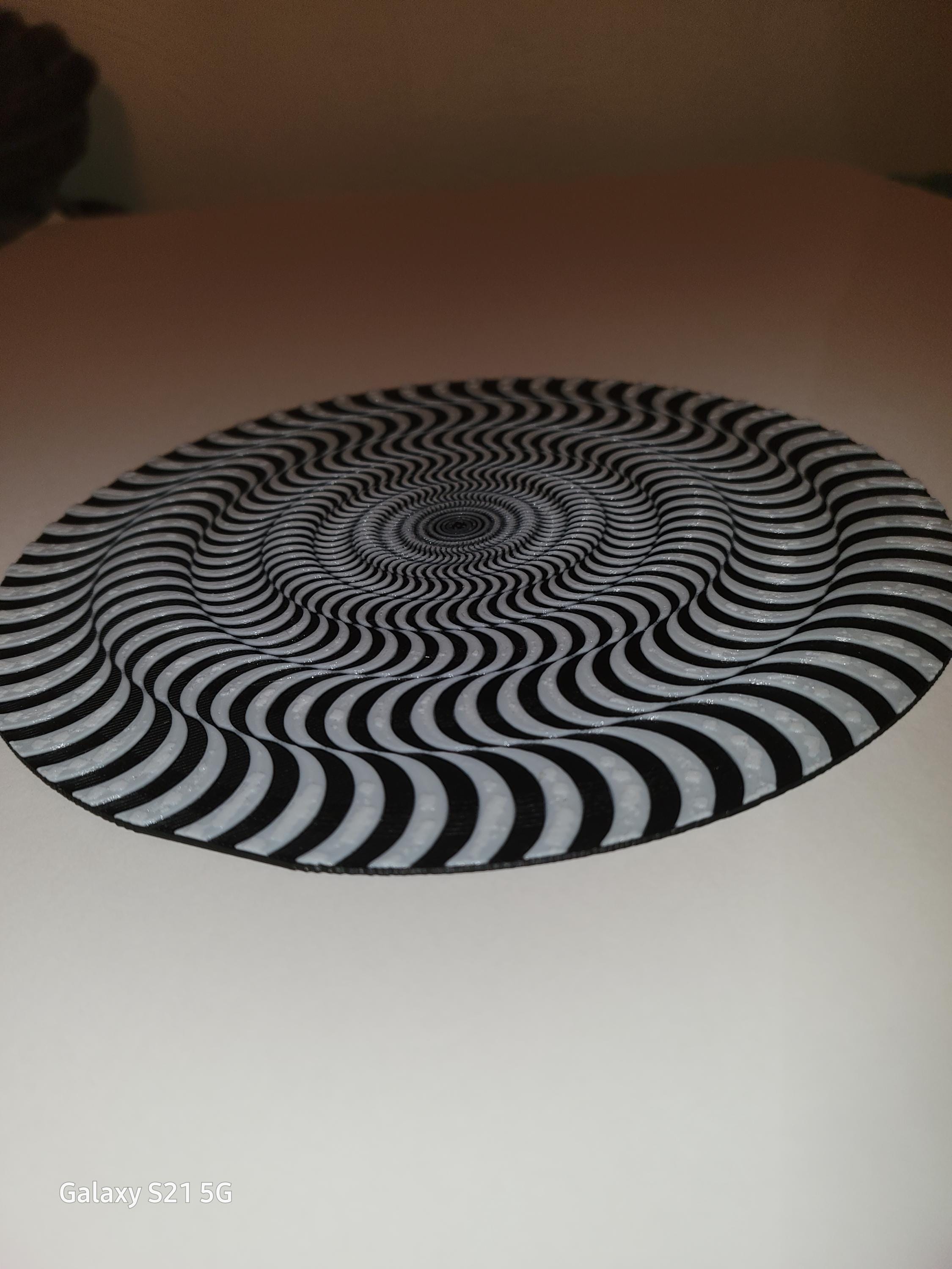 Optical Illusion Wall Art - Etsy