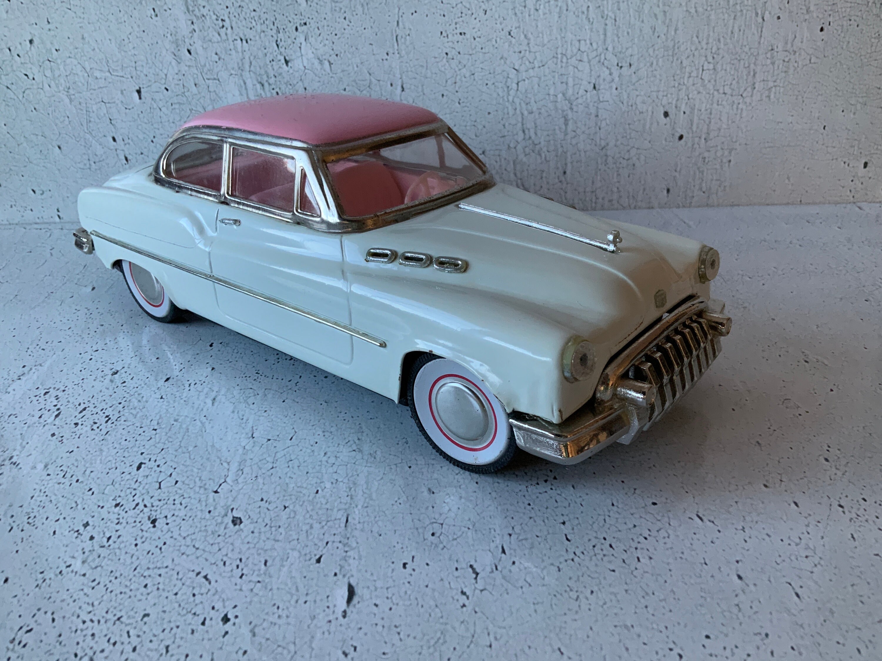 1950 Buick Roadmaster Car. Metal Scale Model Toy. Kinetic Push Wind ...