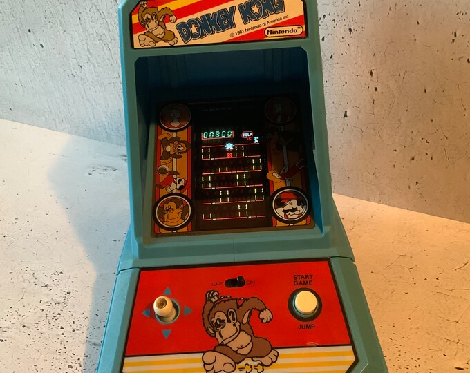 Donkey Kong Mini Arcade Game. Coleco 1982. Nintendo of America ...