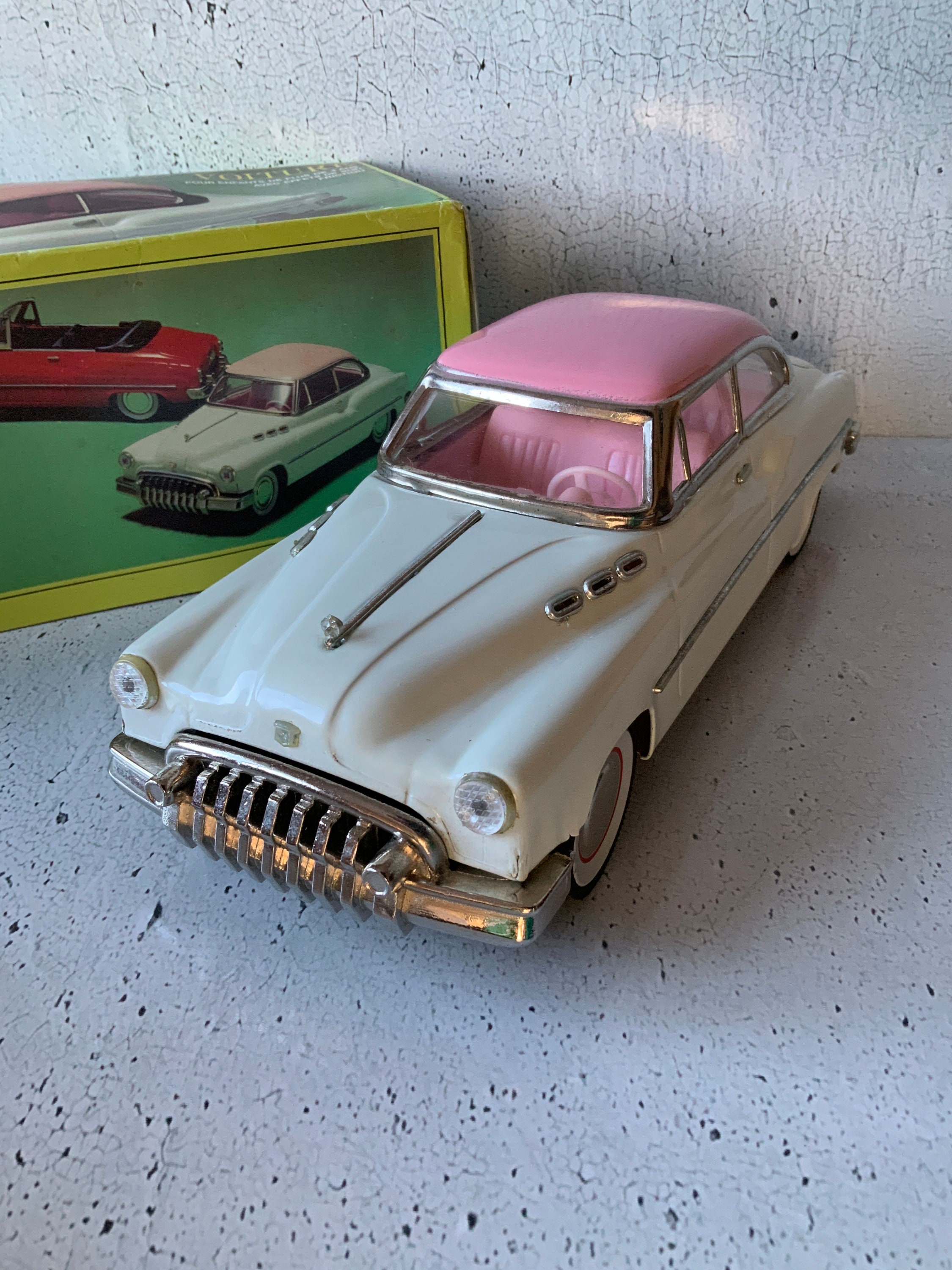 1950 Buick Roadmaster Car. Metal Scale Model Toy. Kinetic Push Wind ...