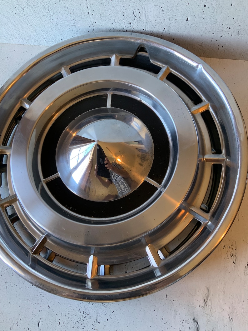 1960 Buick Hub Caps. (4) Lesabre. Electra. Fast Times at Ridgemont Big ...