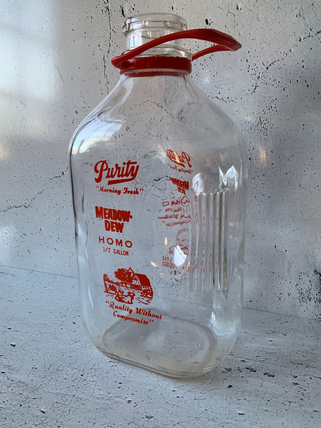 1950’s Purity Meadow-dew 1/2 Gallon Dairy Bottle. Patented Plasti-grip ...