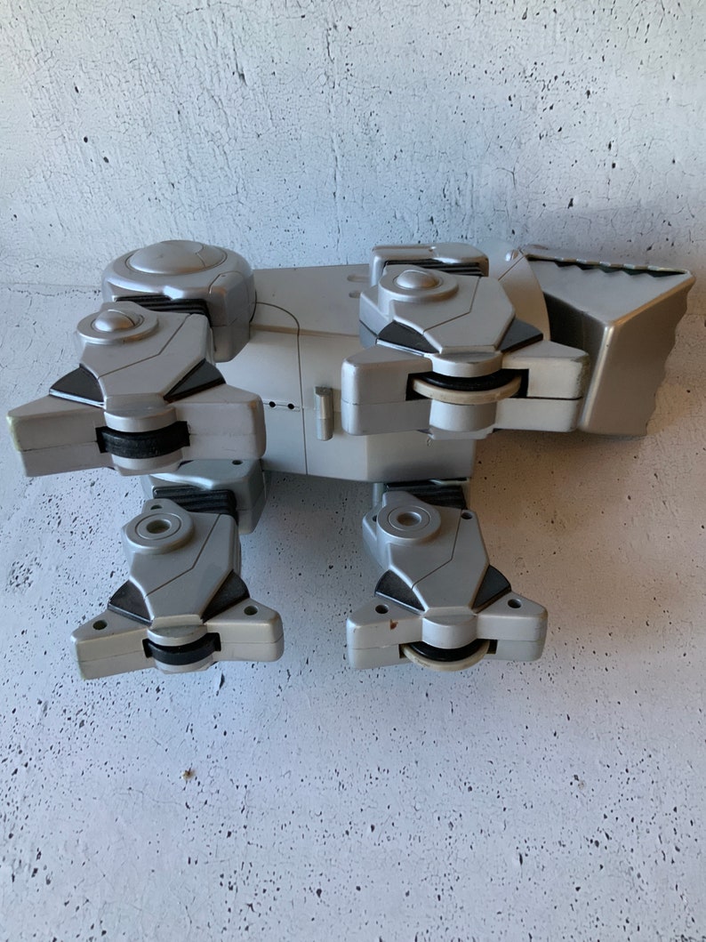 Wow Wee Mega-byte Robotic Dog 1999. Vintage Toy. Battery Operated Toy ...