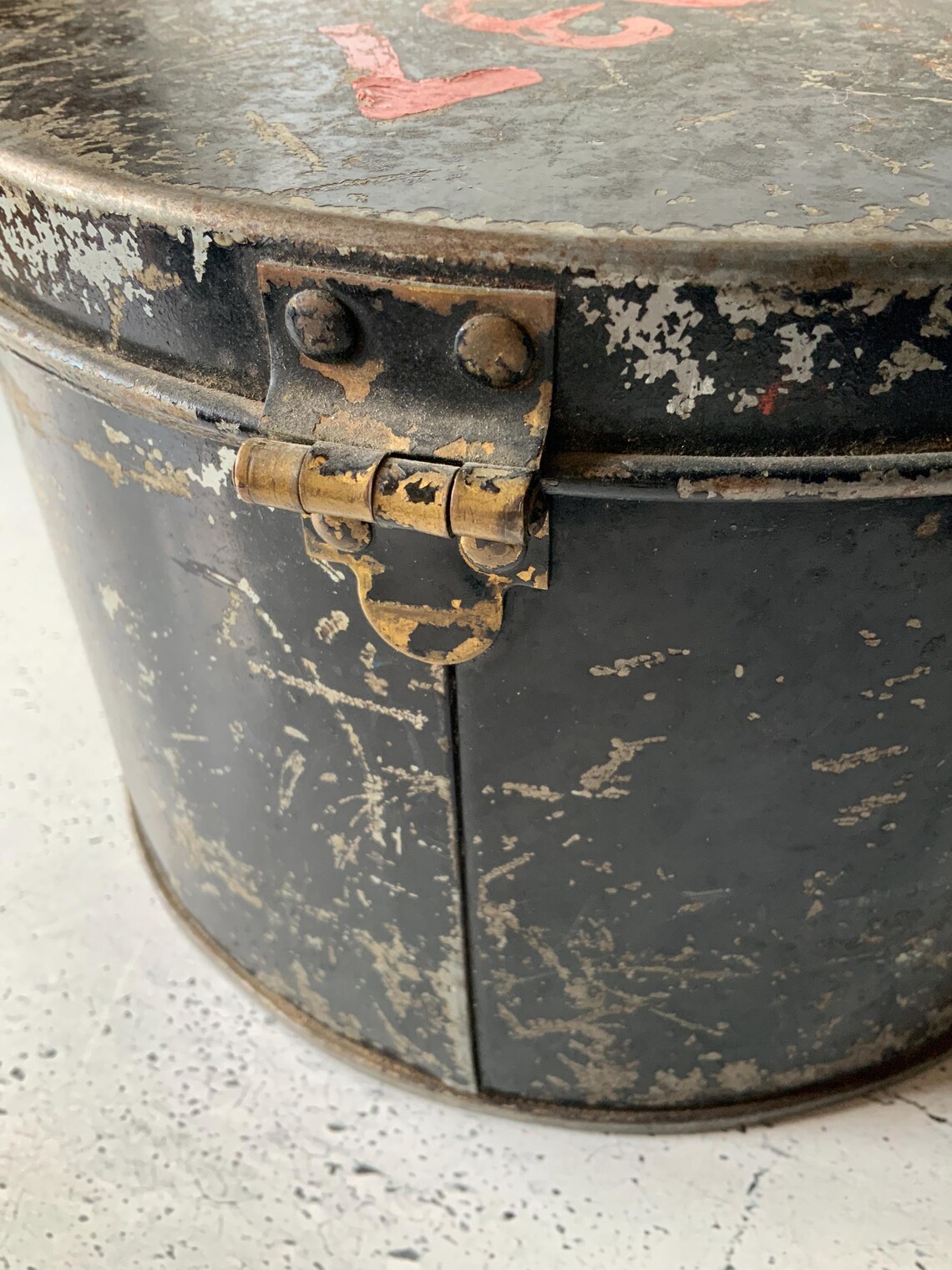 Military Hat Box. 1870’s/80’s. Aceh War. Metal and Brass Hinged Hat Box ...