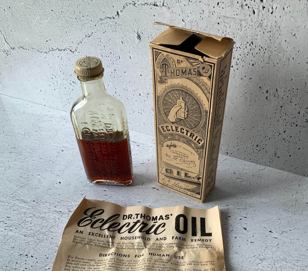 Dr. Thomas Eclectric Oil. Antique Remedy. Northrop & Lyman Co. Tincture ...