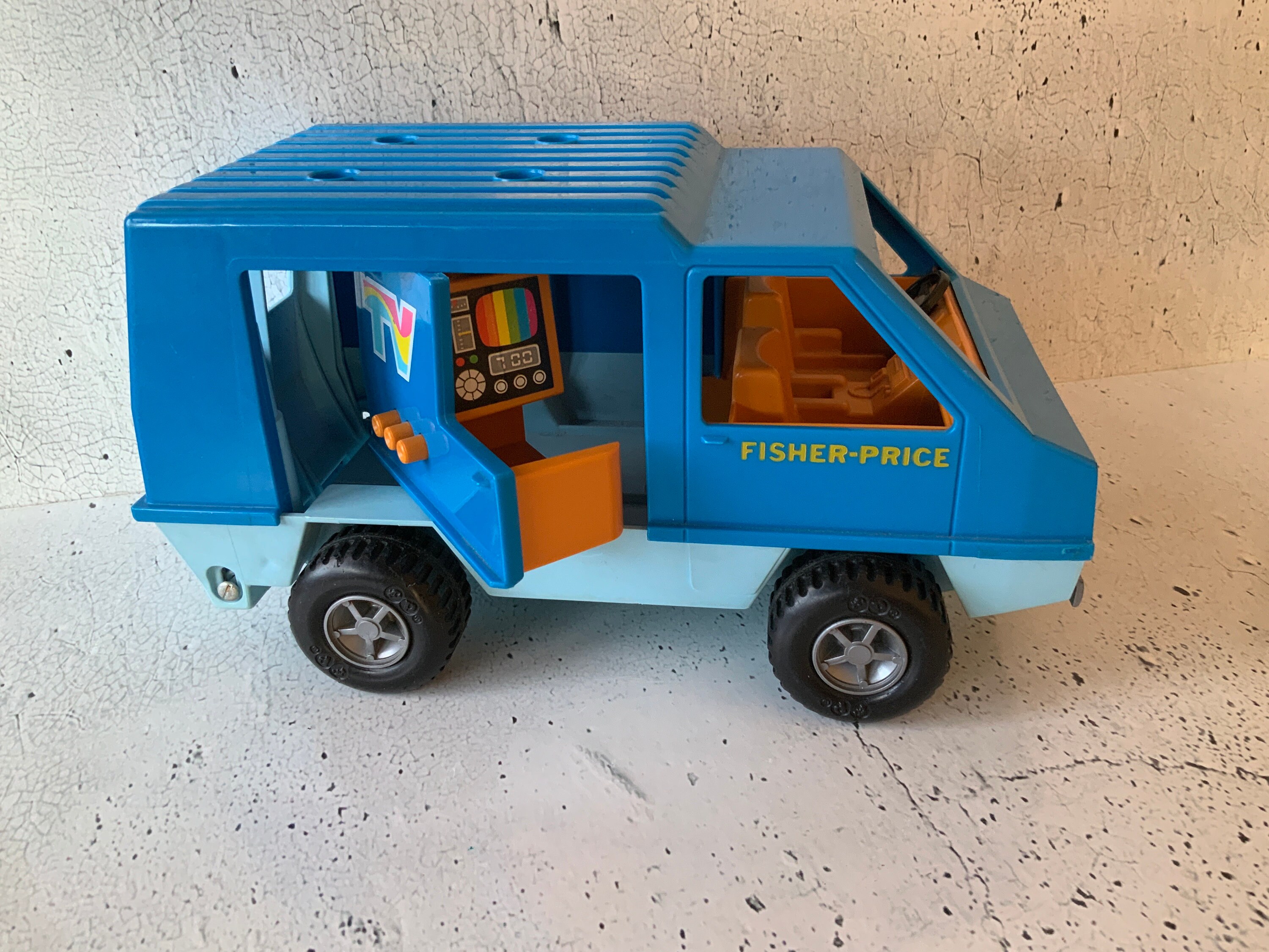 Fisher Price 1977 Adventure People TV Van. Articulating Parts. Ramp ...