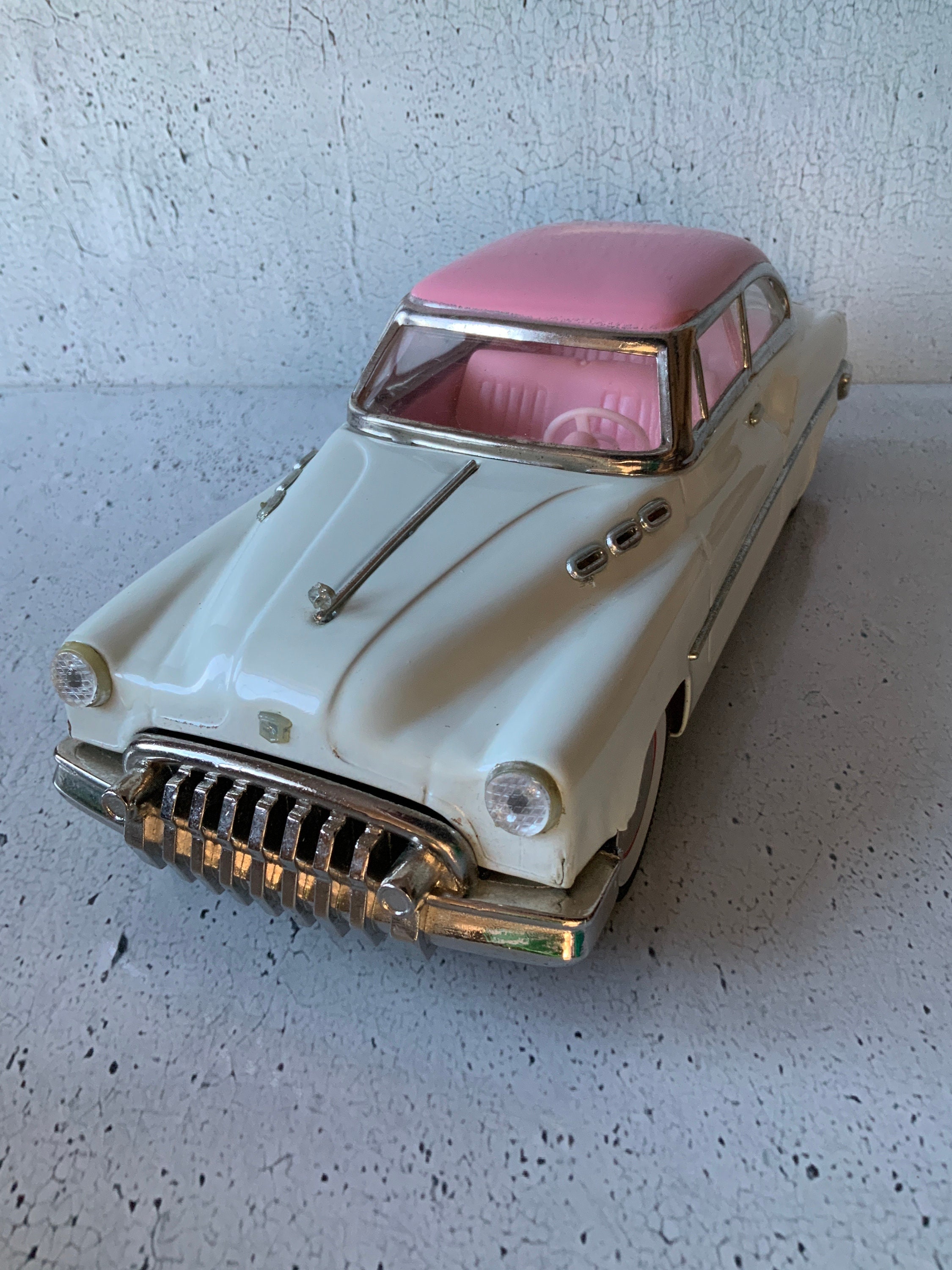 1950 Buick Roadmaster Car. Metal Scale Model Toy. Kinetic Push Wind ...
