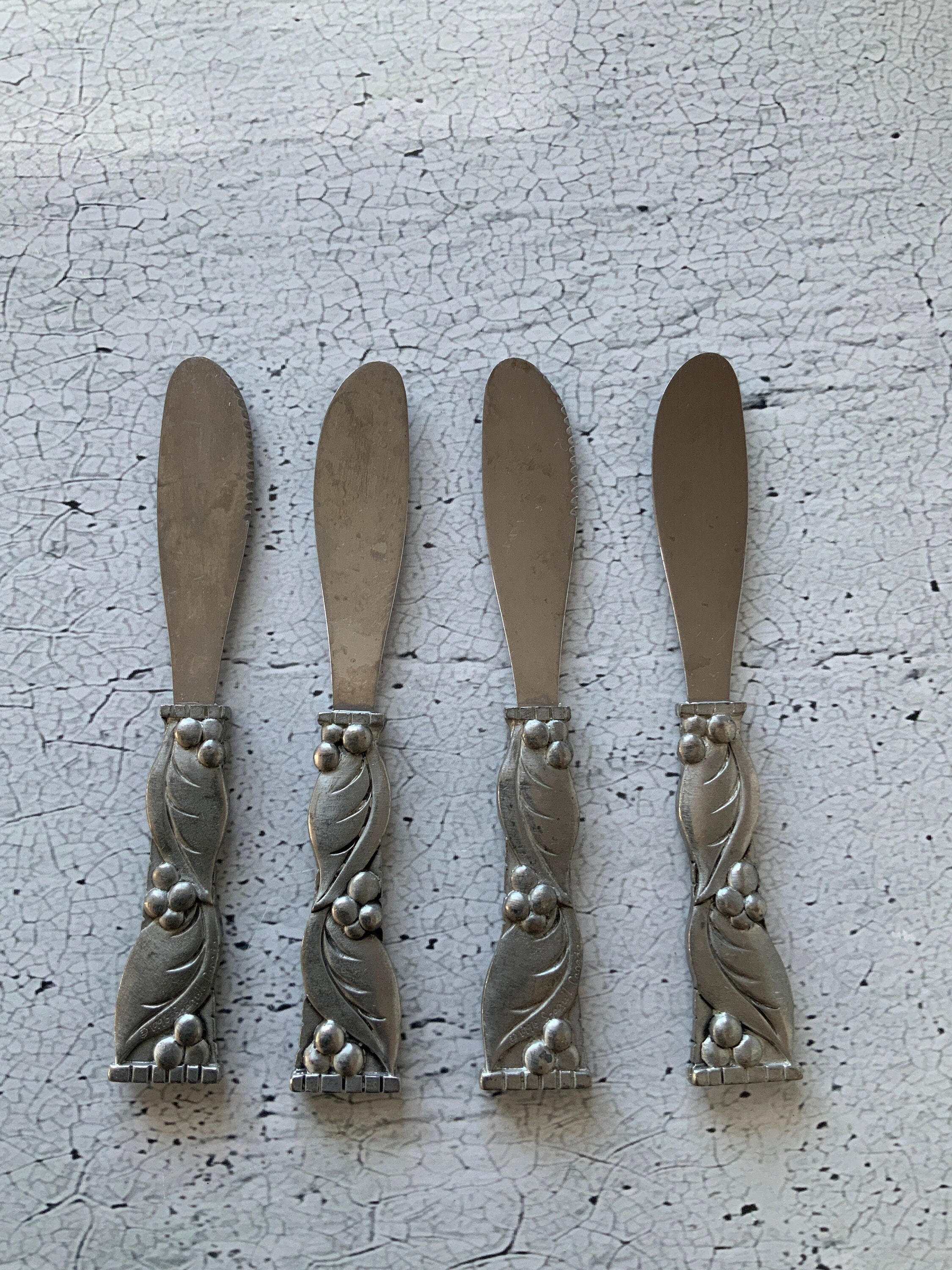 Pewter Knives. 1996 Seagull Canada. Pewter Art. Art Knives. Stylized ...