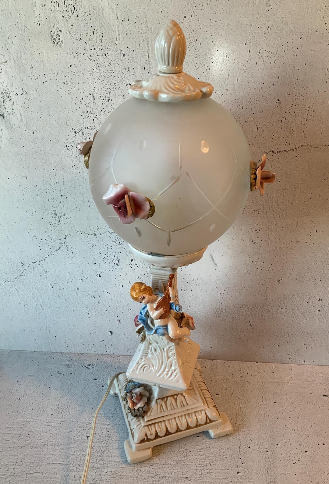 Capodimonte Lamp. Fine Porcelain Floral Leaf and Petal. 1960’s. Vintage ...