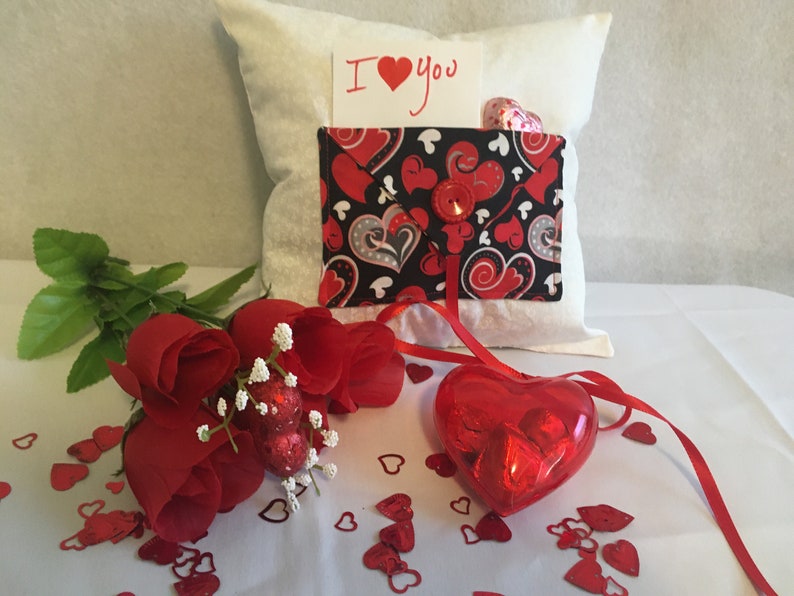 Love Notes - Single Pocket Envelope Pillow, Template and Pattern - Etsy