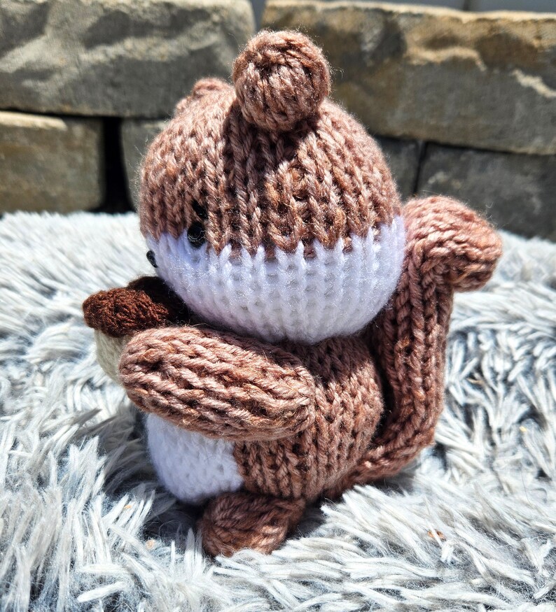 Machine Knit Squirrel Pattern *PDF ONLY* - Etsy