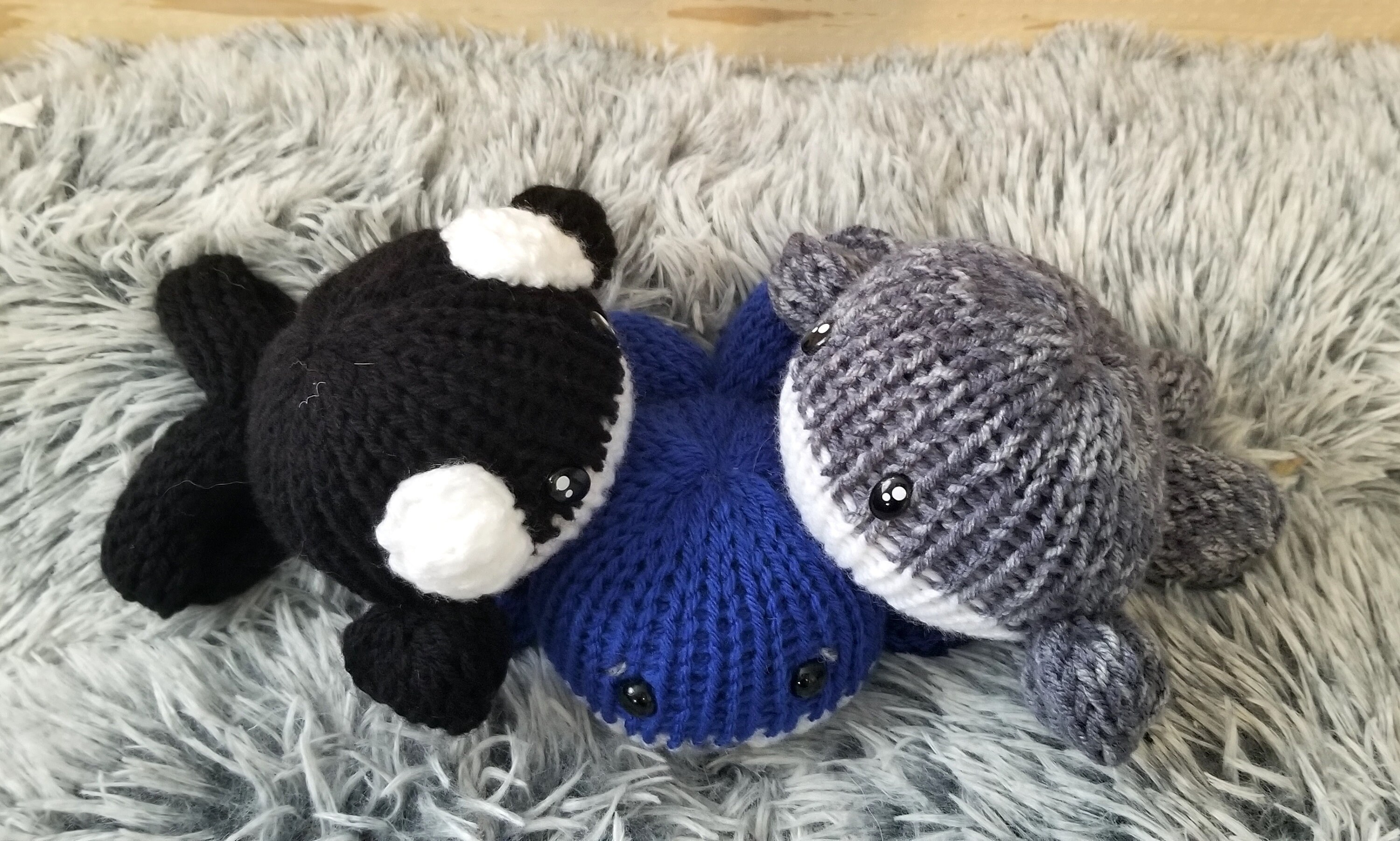 Whale Orca Plush Machine Knit Pattern - 22 Pin - Etsy