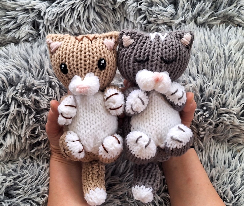 Machine Knit Sleepy Kitten Pattern **PATTERN ONLY** - Etsy