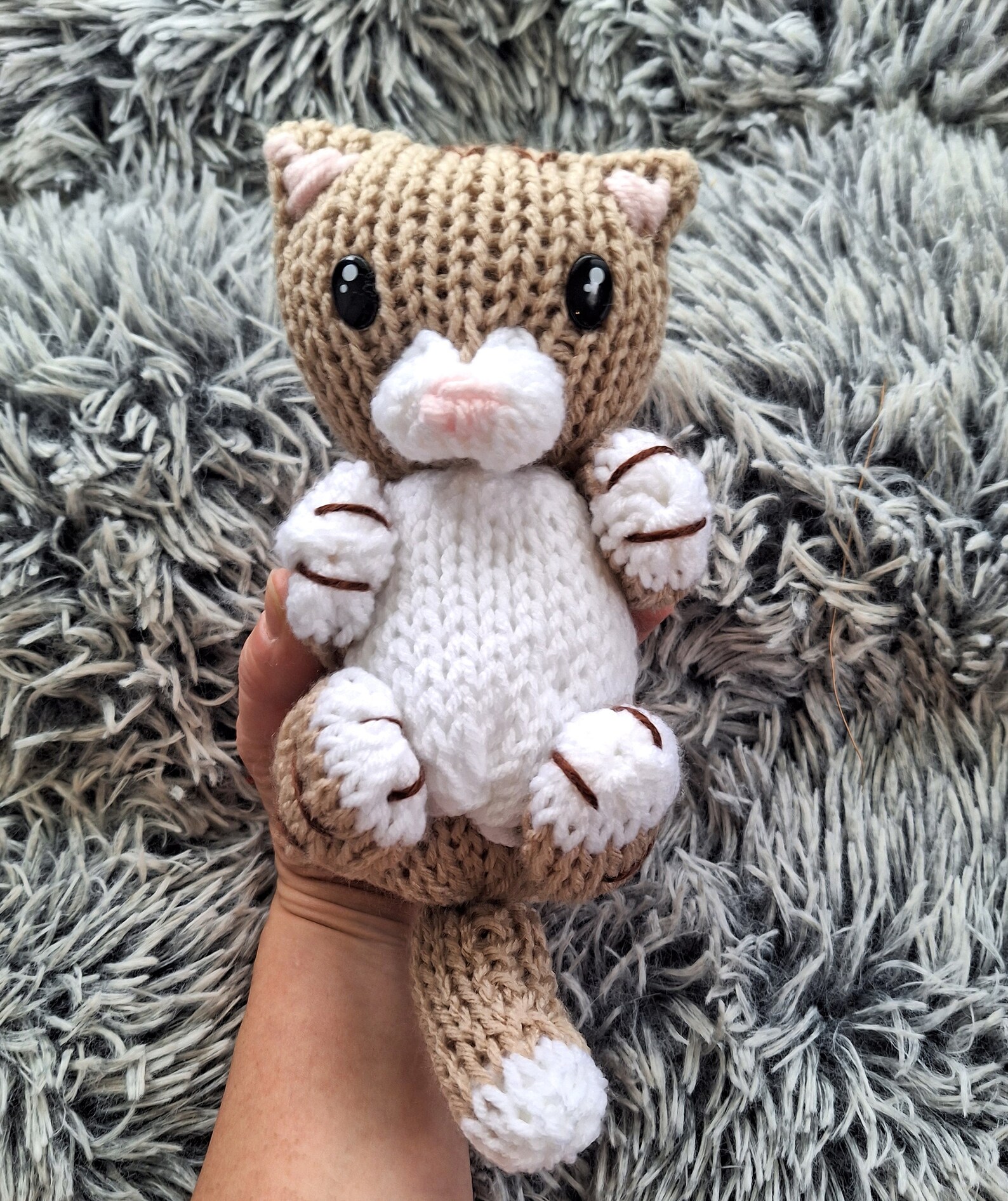 Machine Knit Sleepy Kitten Pattern **PATTERN ONLY** - Etsy