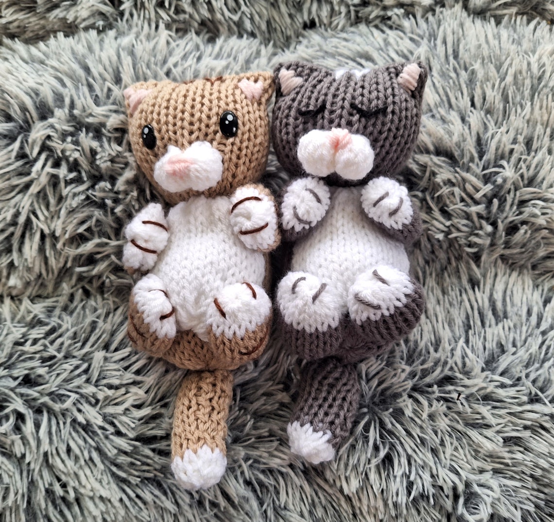 Machine Knit Sleepy Kitten Pattern **PATTERN ONLY** - Etsy