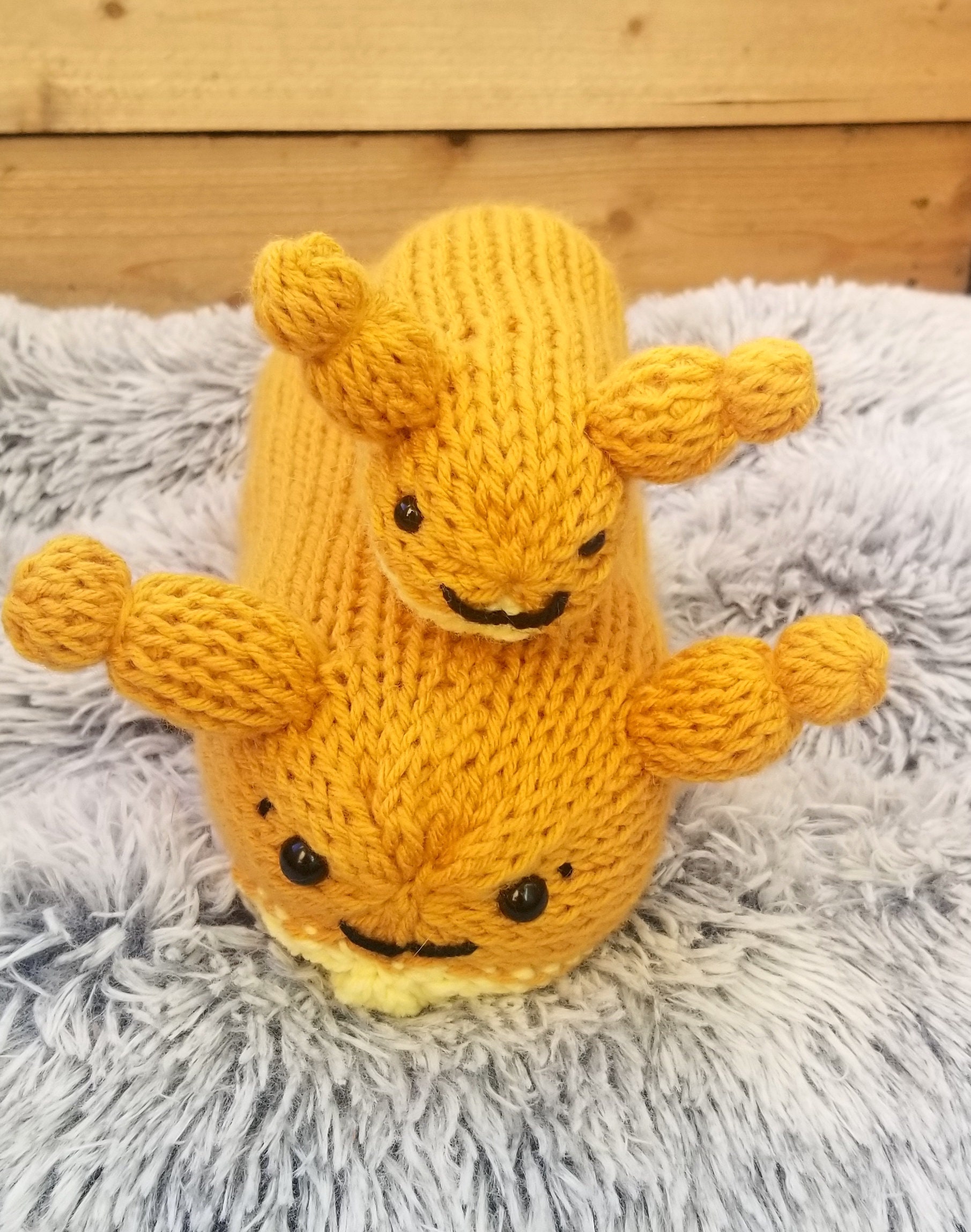 Banana Slug Machine Knitting Pattern - Etsy