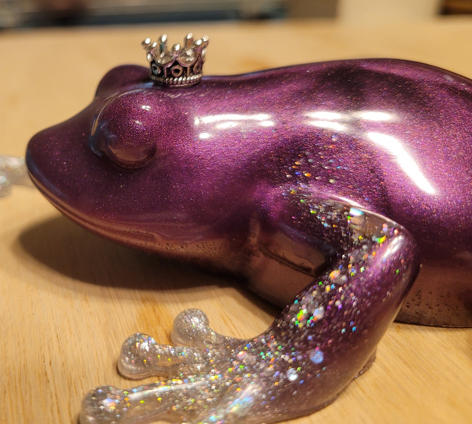 Resin Frog Prince Frog Figurine Frog Gift - Etsy