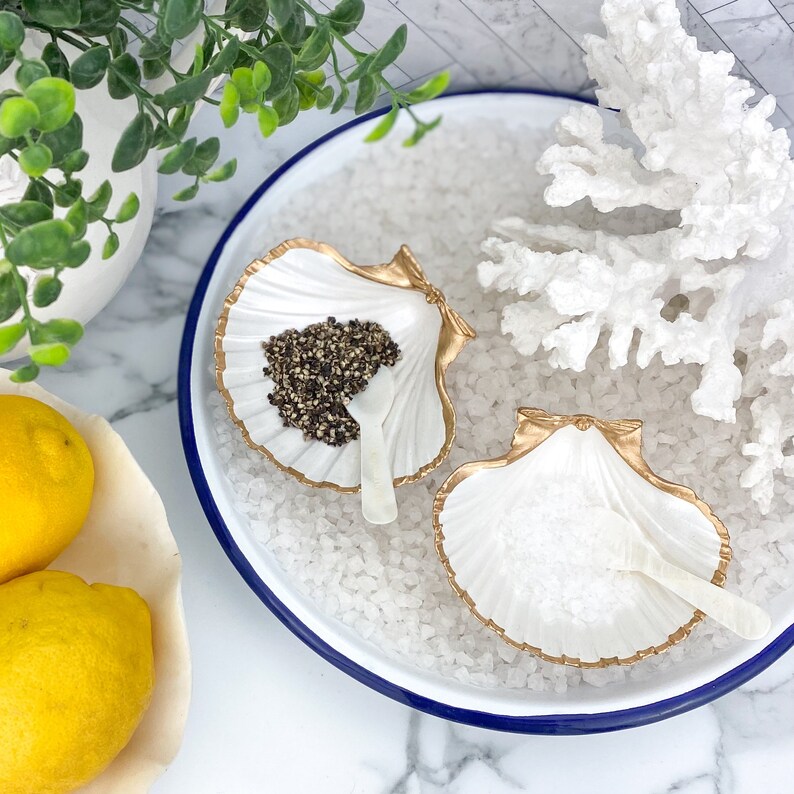 Gold Salt & Pepper Scallop Shell Set With Shell Carved Spoons - Etsy