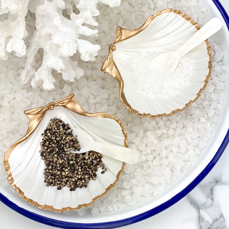 Gold Salt & Pepper Scallop Shell Set With Shell Carved Spoons - Etsy