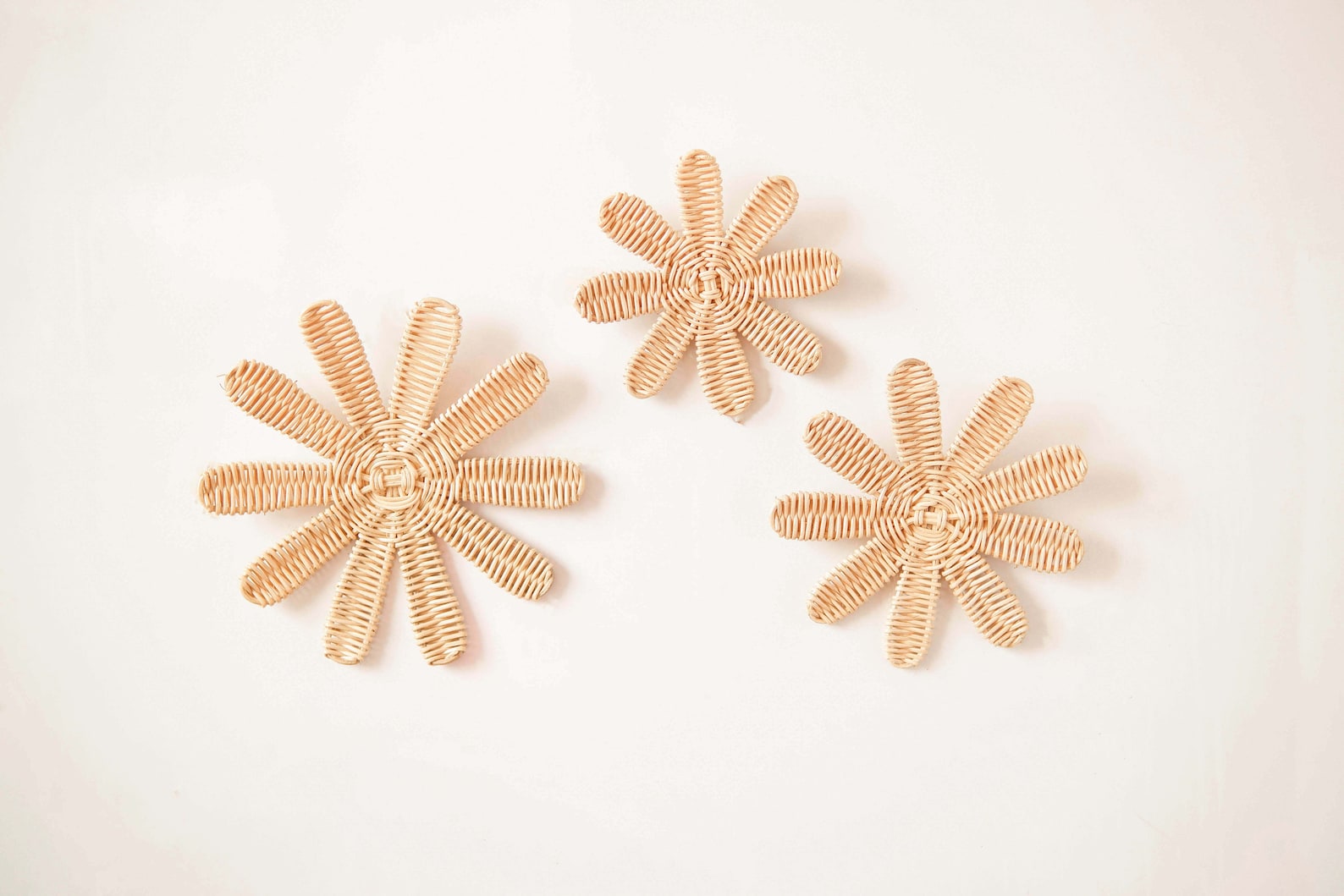 Rattan Flower Wall Decor Set Daisy Rattan Wall Decor Nursery - Etsy