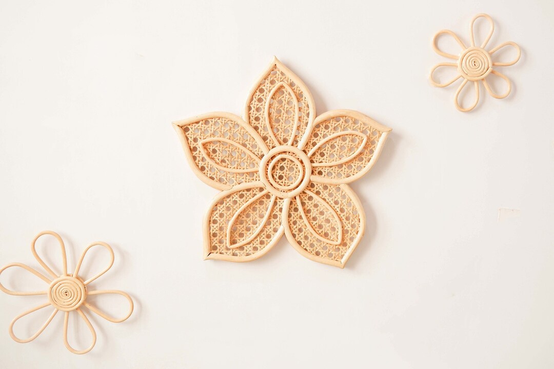 Rattan Flower Wall Decor, Daisy Rattan Wall Decor, Rattan Webbing ...
