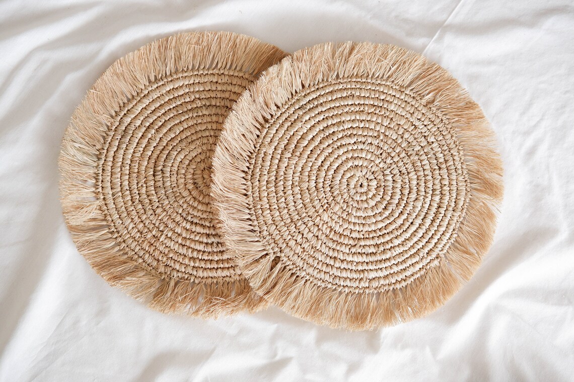 Natural Raffia Placemat Raffia Fringe Placemat Round Fringe - Etsy