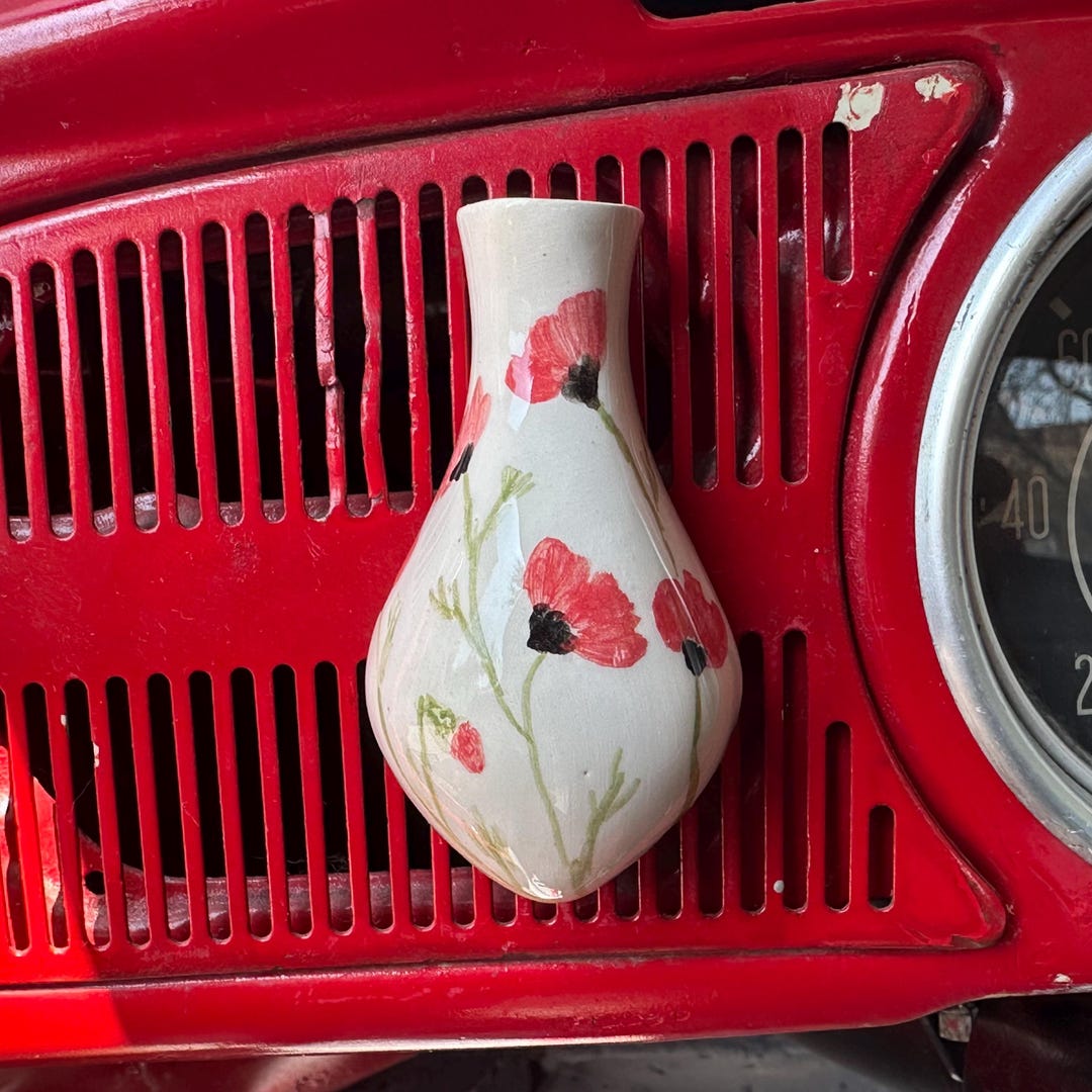 Hand-painted Retro VW Beetle Vase – Poppy Floral Car Decor Holder - Etsy