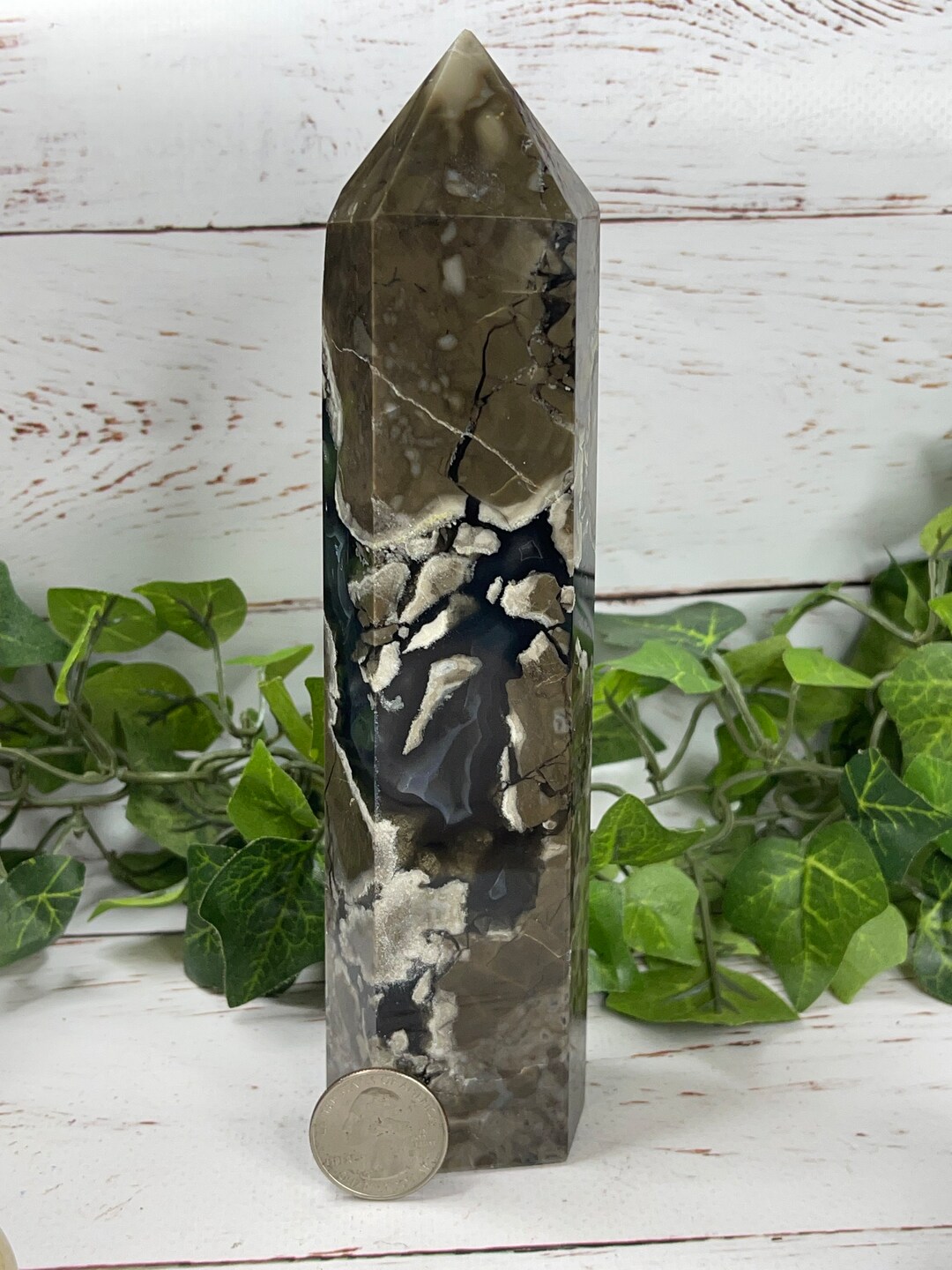 Volcano Agate Tower, Volcano Agate Point, Volcano Agate, UV Reactive ...