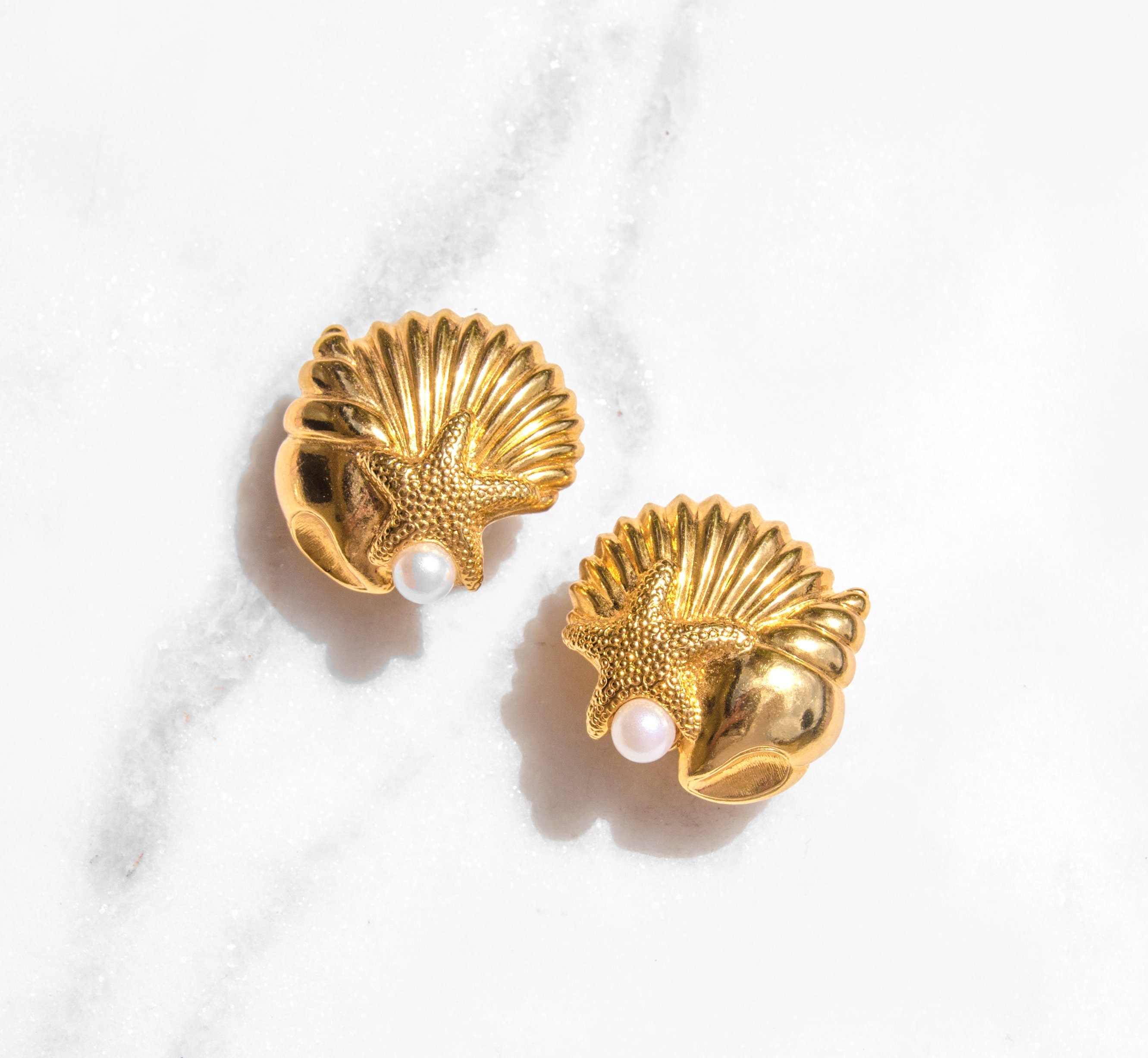 Vintage shell earrings store