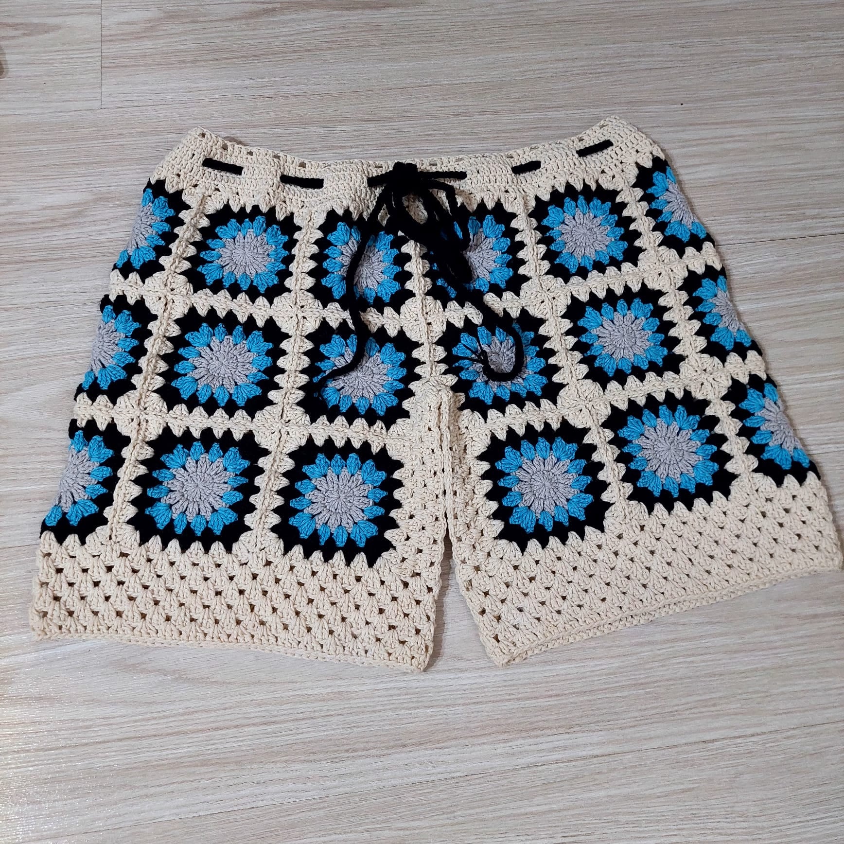 Granny Square Shorts,colorful Men's Ethnic Shorts,unisex Hand Knitted ...