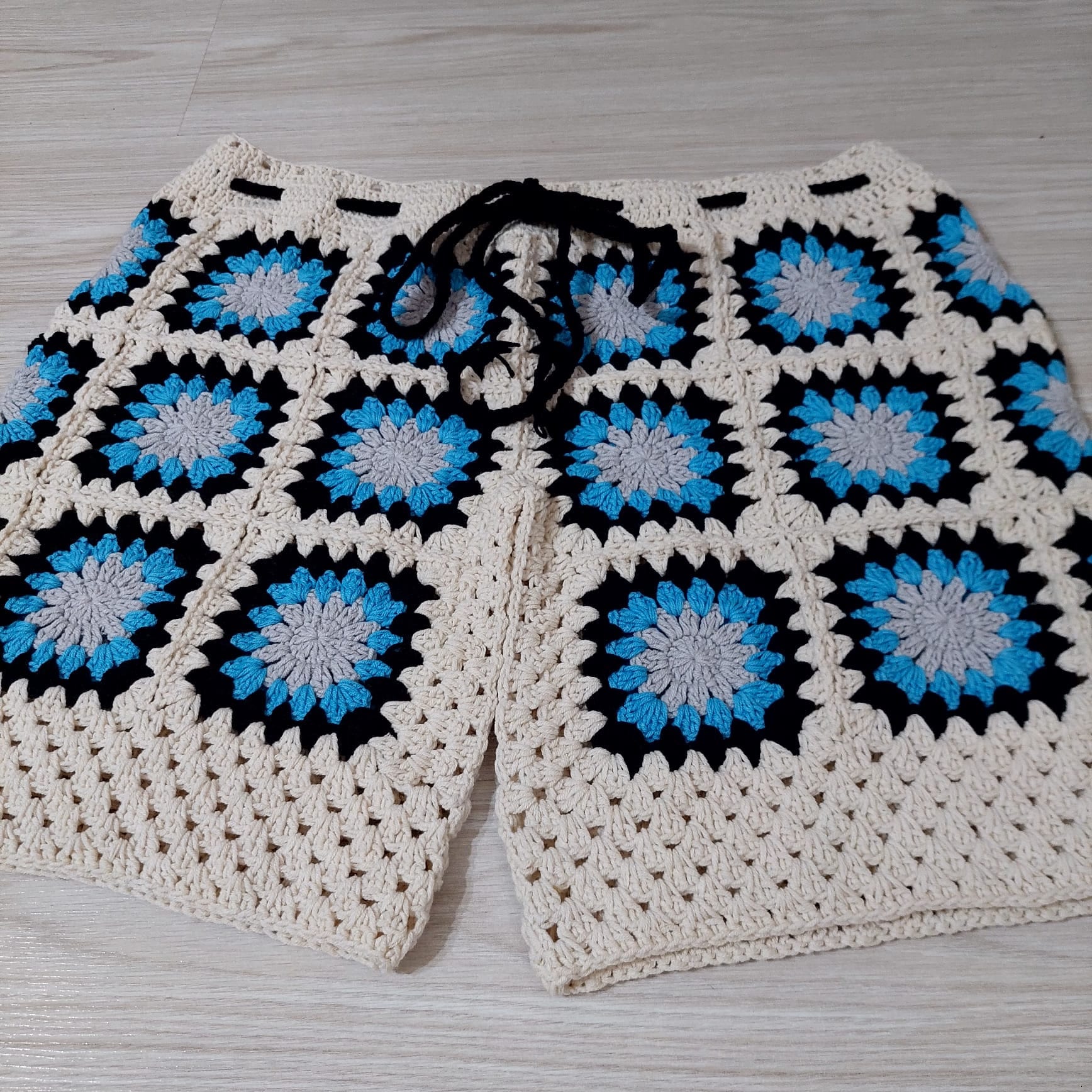 Granny Square Shorts,colorful Men's Ethnic Shorts,unisex Hand Knitted ...