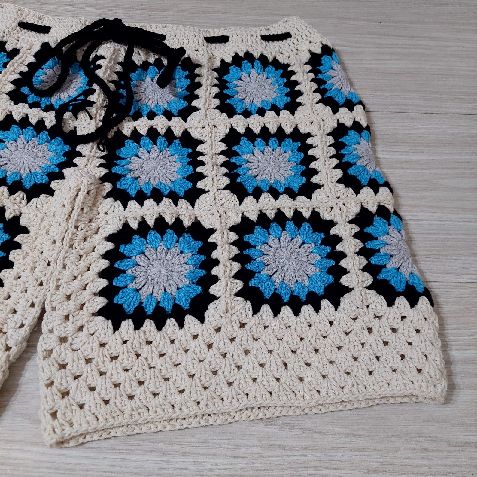 Granny Square Shorts,colorful Men's Ethnic Shorts,unisex Hand Knitted ...
