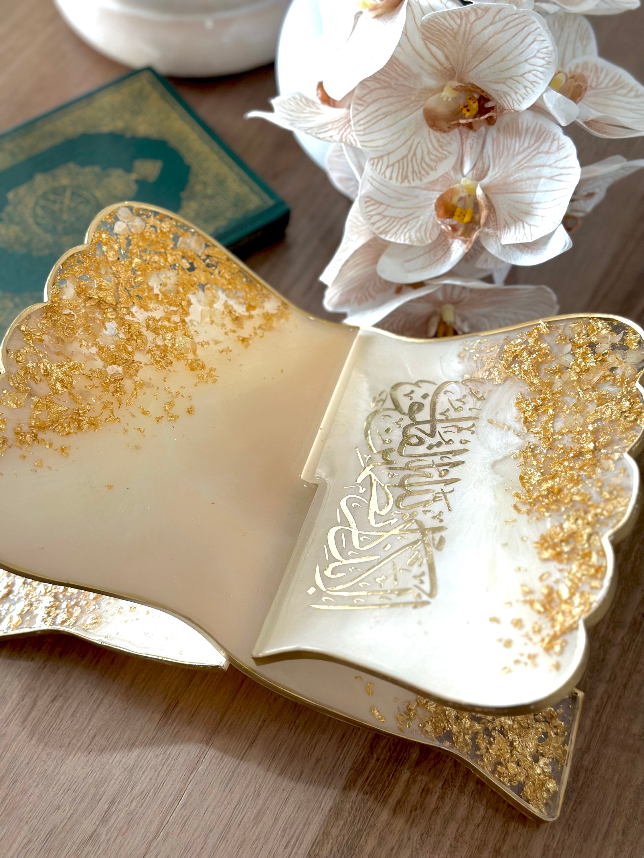 Resin Quran Stand With Gold Calligraphy and Gold Leaf Handmade - Etsy