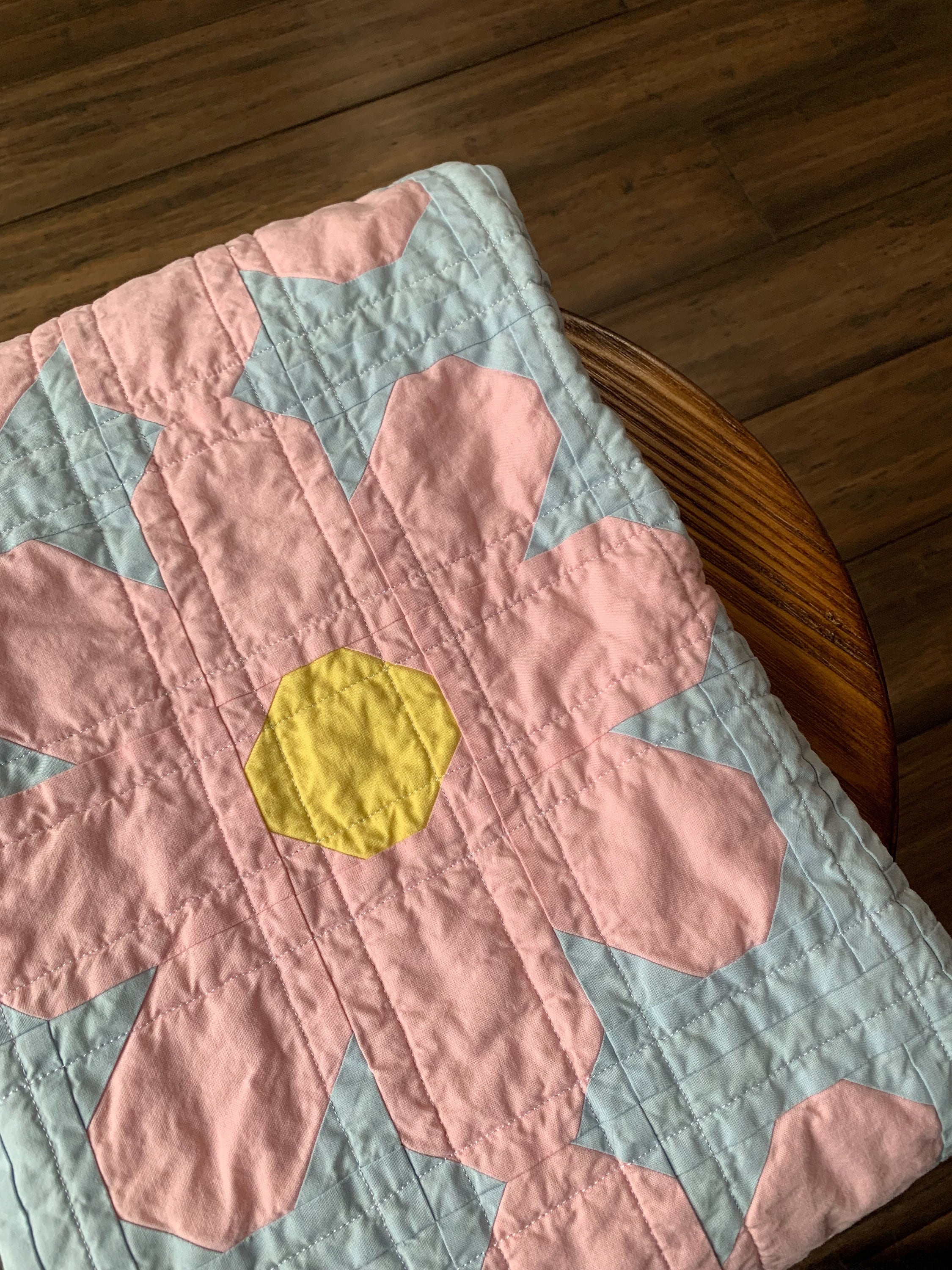 Handmade Crib Sized Daisy Baby Quilt Floral Baby Blanket Heirloom Gift ...