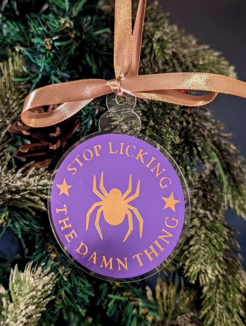 Baldur's Gate 3 Christmas Bauble: Gale 'stop Licking the Damn Thing ...