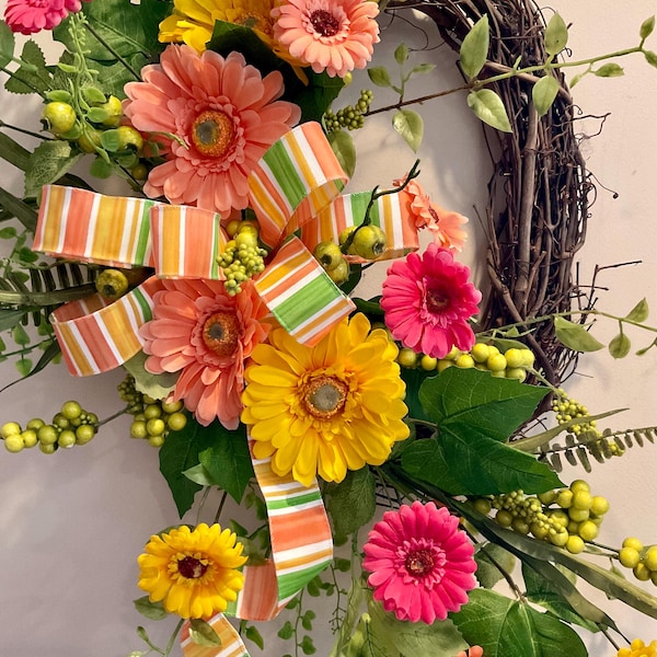 Gerber Daisy Wreath - Etsy