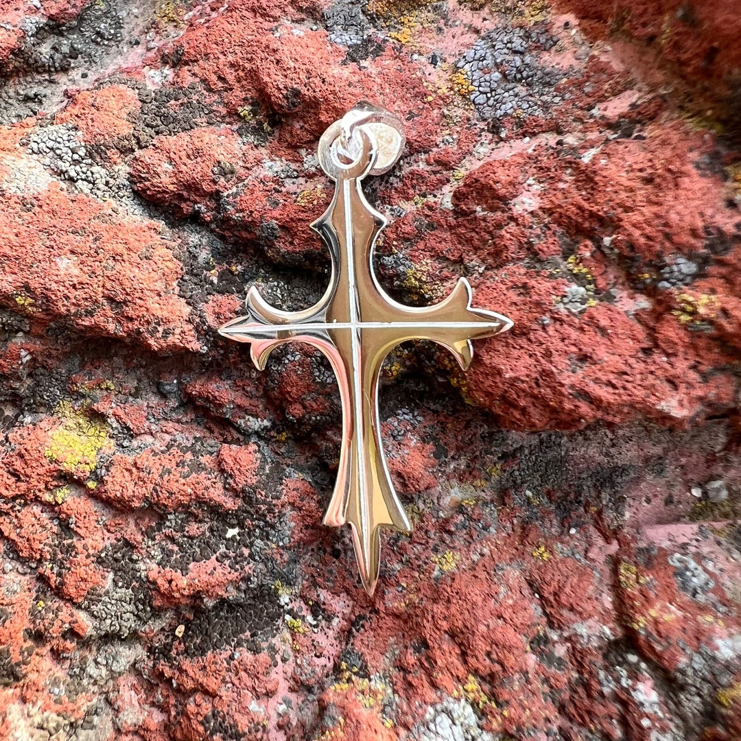 925 Sterling Silver Crucifix Cross Pendant, Gothic Pointed Silver Cross ...