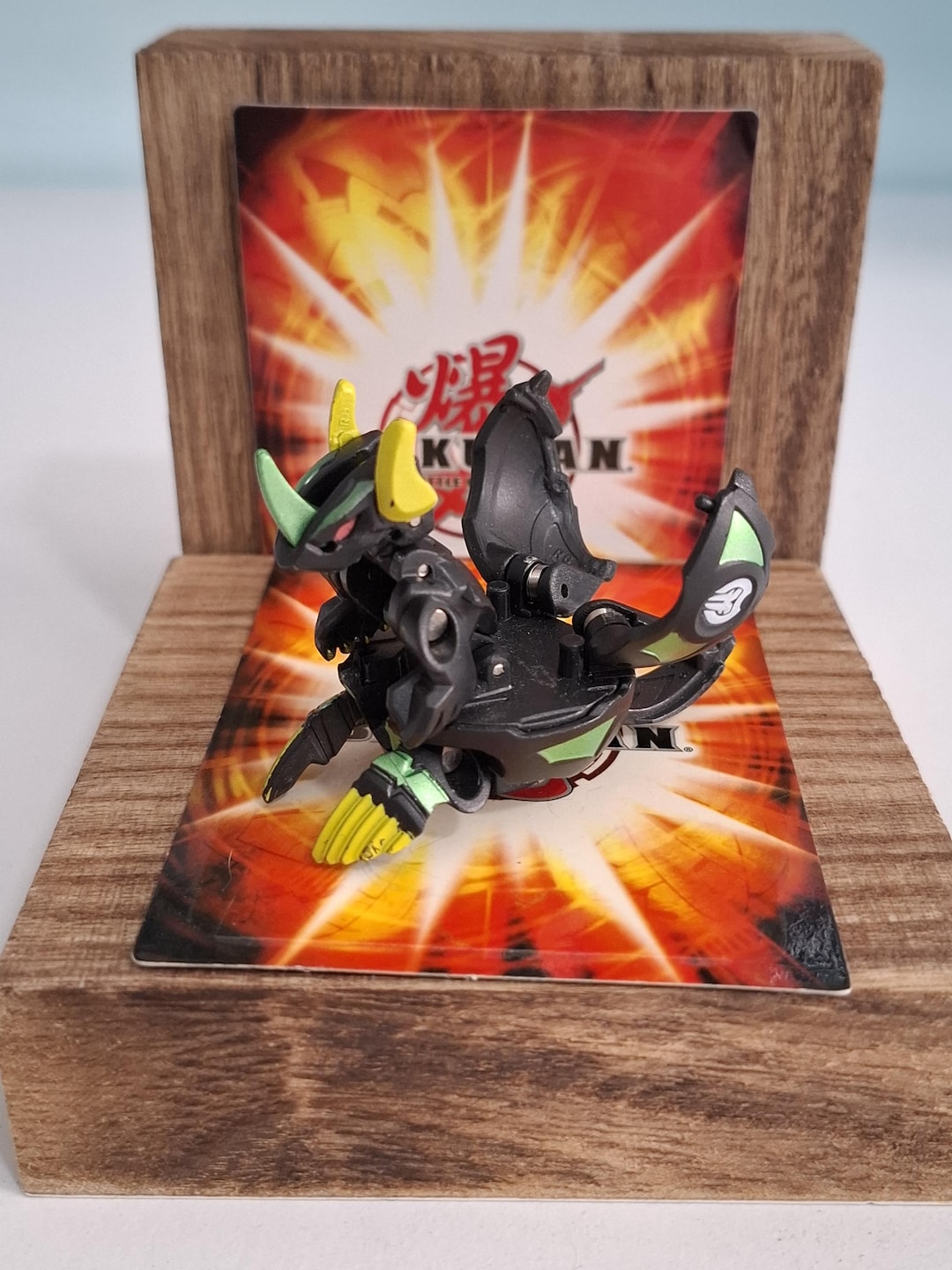 Bakugan Pyrus Helix Dragonoid 540G Gundalian Invaders LB2 - Etsy