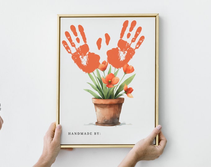 Flower Handprint Craft Art, Printable | Mothers Day, for Mom or Grandma ...