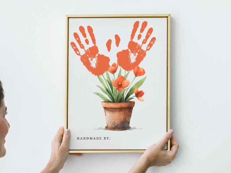 Flower Handprint Craft Art, Printable | Mothers Day, for Mom or Grandma ...