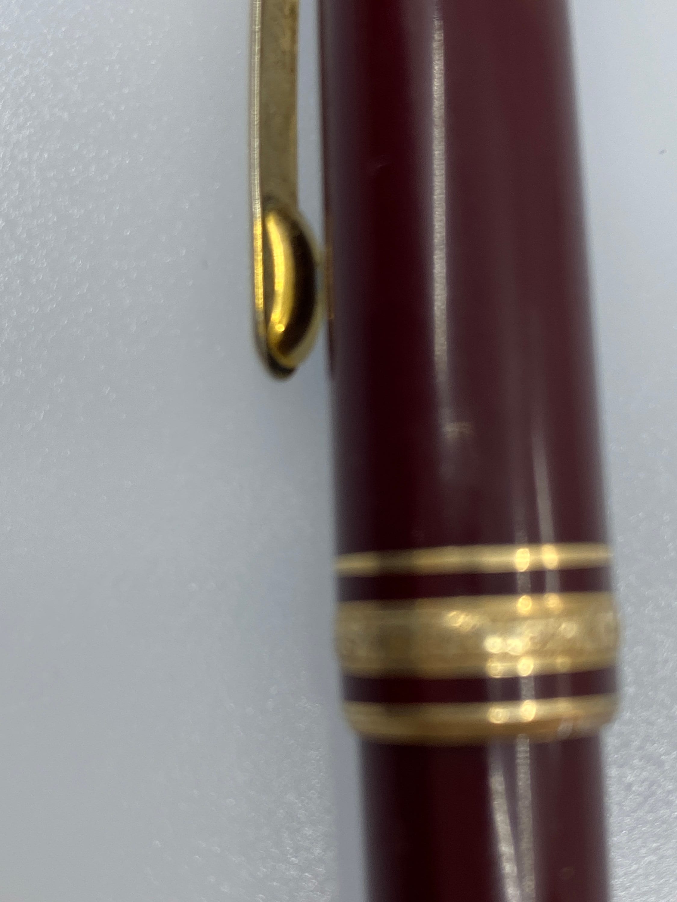 Montblanc Meisterstück Classic Resin Vintage Bordeaux Ballpoint Pen ...
