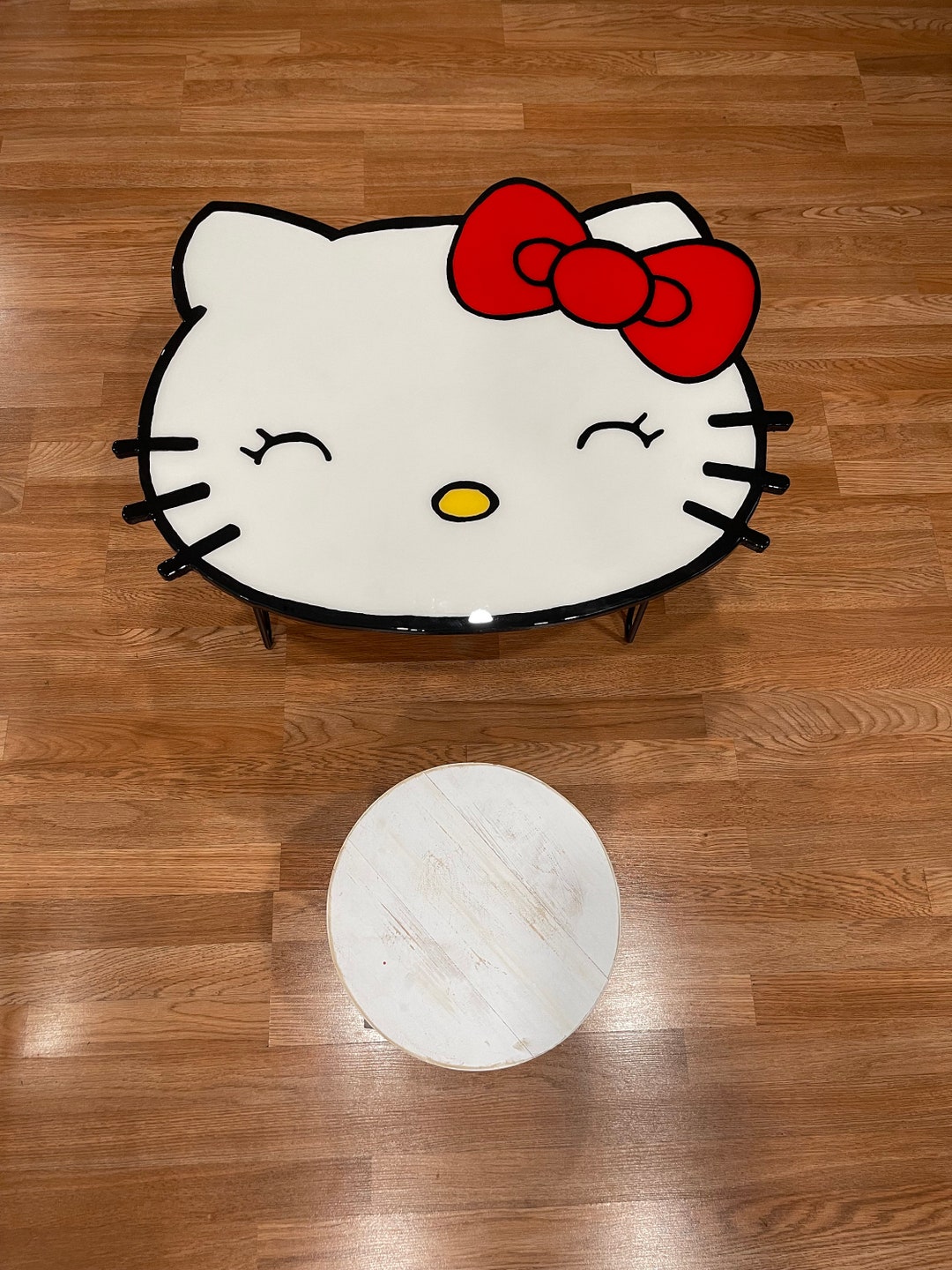 Hello Kitty Epoxy Table - Etsy